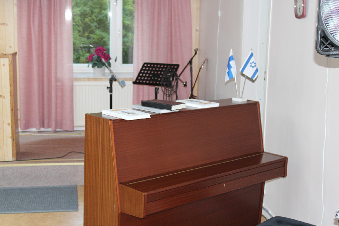 Yhteystiedot :: someronhelluntaiseurakunta